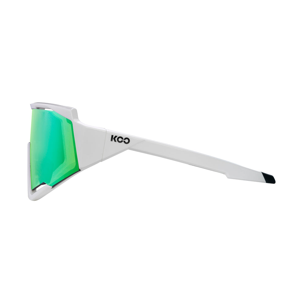 KOO Spectro in White Green – DSTNC